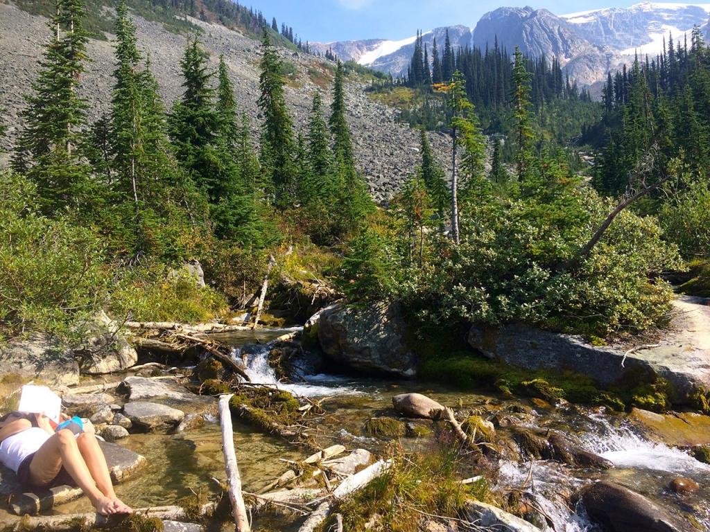 5 Best Hikes in Glacier National Park, British Columbia