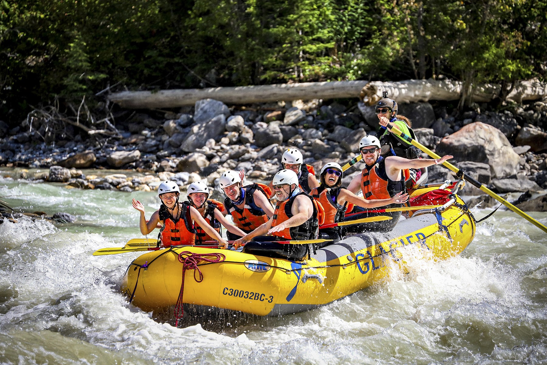 Team Building Activities – White Water Rafting in Golden BC